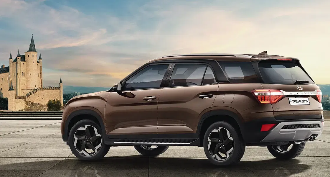 Hyundai Alcazar: Price, Image, Colors, Reviews & Rating